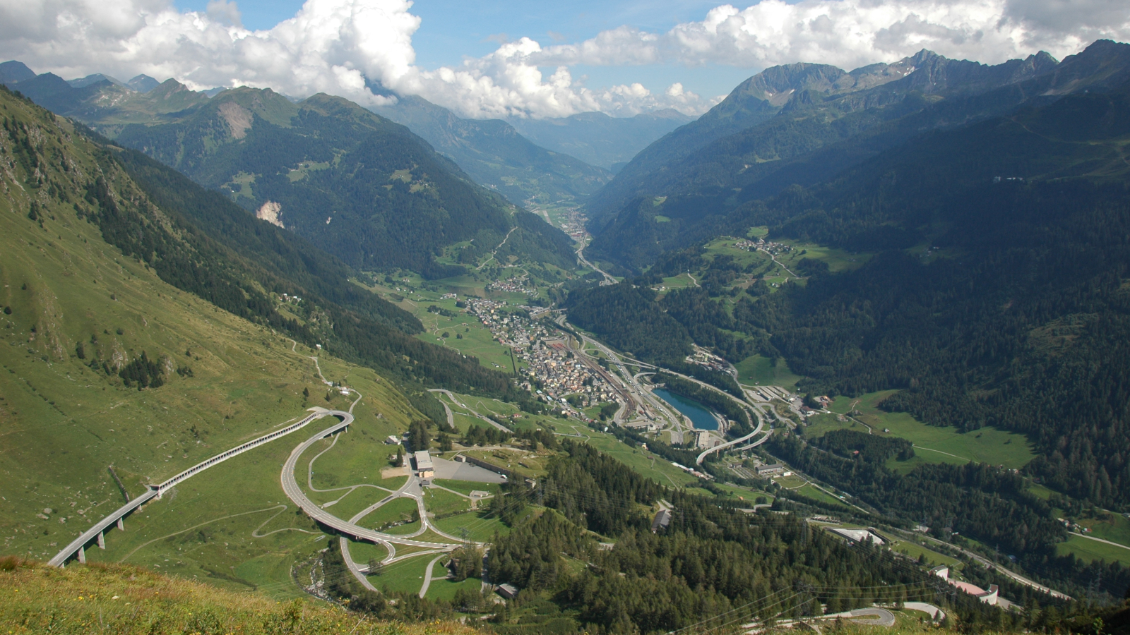 Motorvakantie Zwitserse Passen – Alpenbrevet | Motorreis Zwitserland ...